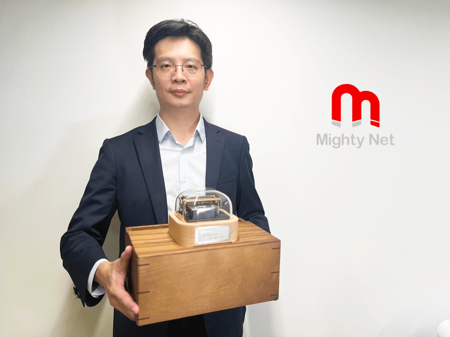 Muro Box - Your Customized Melodies on Music Box